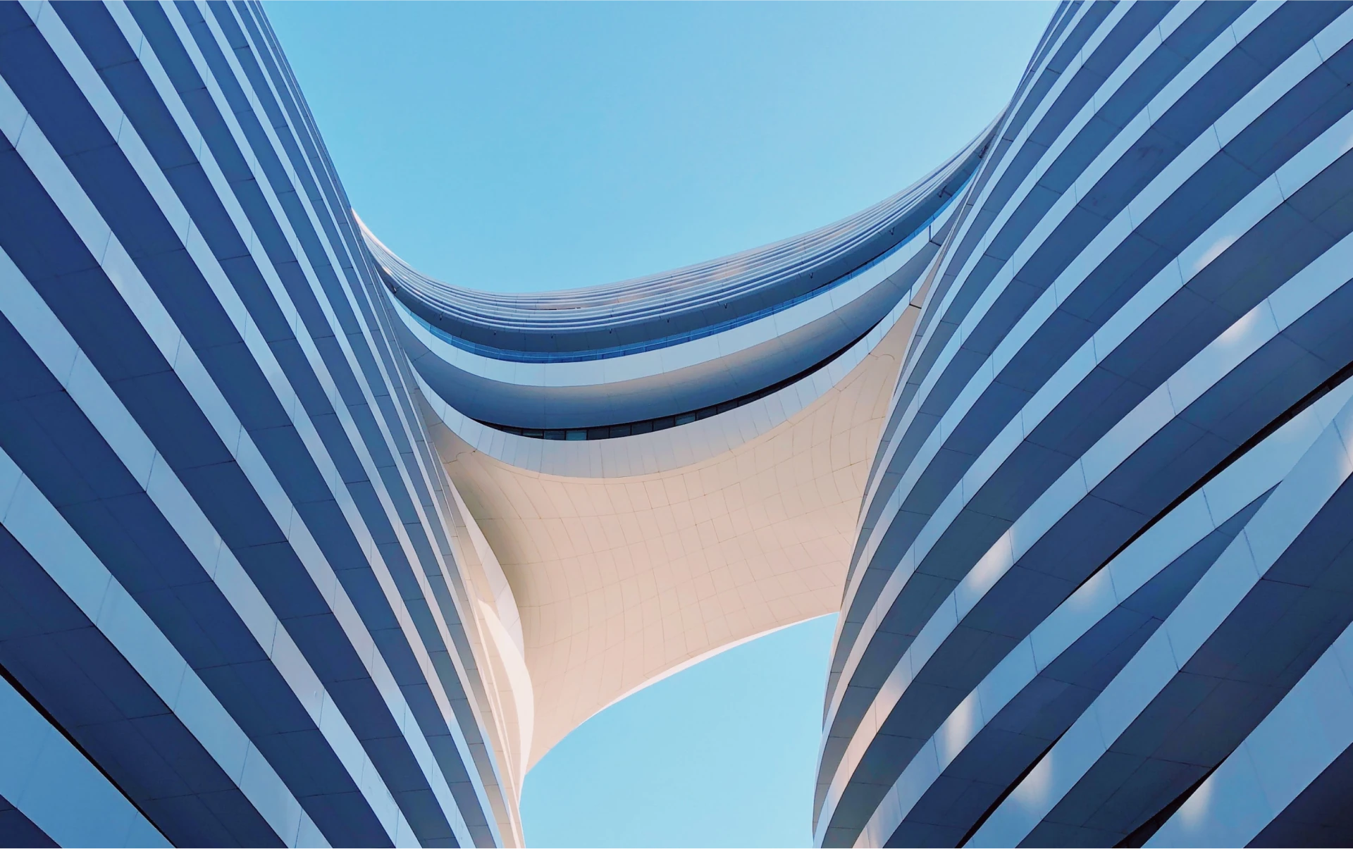 Dynamic Spaces: Modern Residential Interiors - ATKI