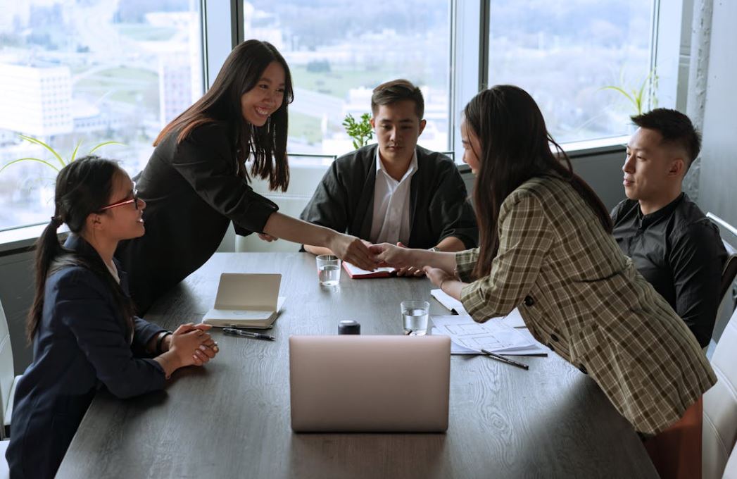 Cara Menjadi Pengusaha Muda Sukses Atki